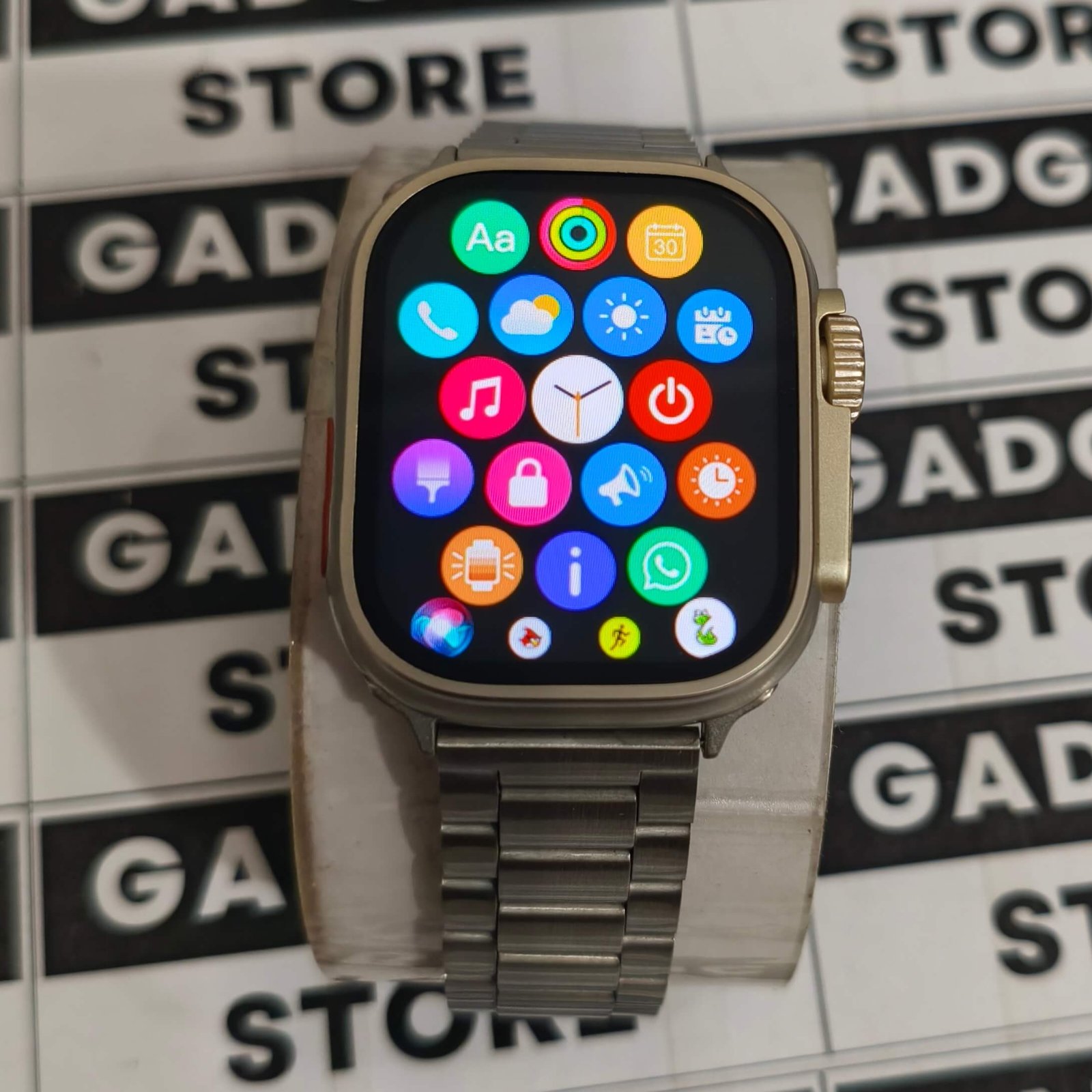 Ultra 2 Smartwatch Copy with Stainless Steel Chain - Gadgets Store
